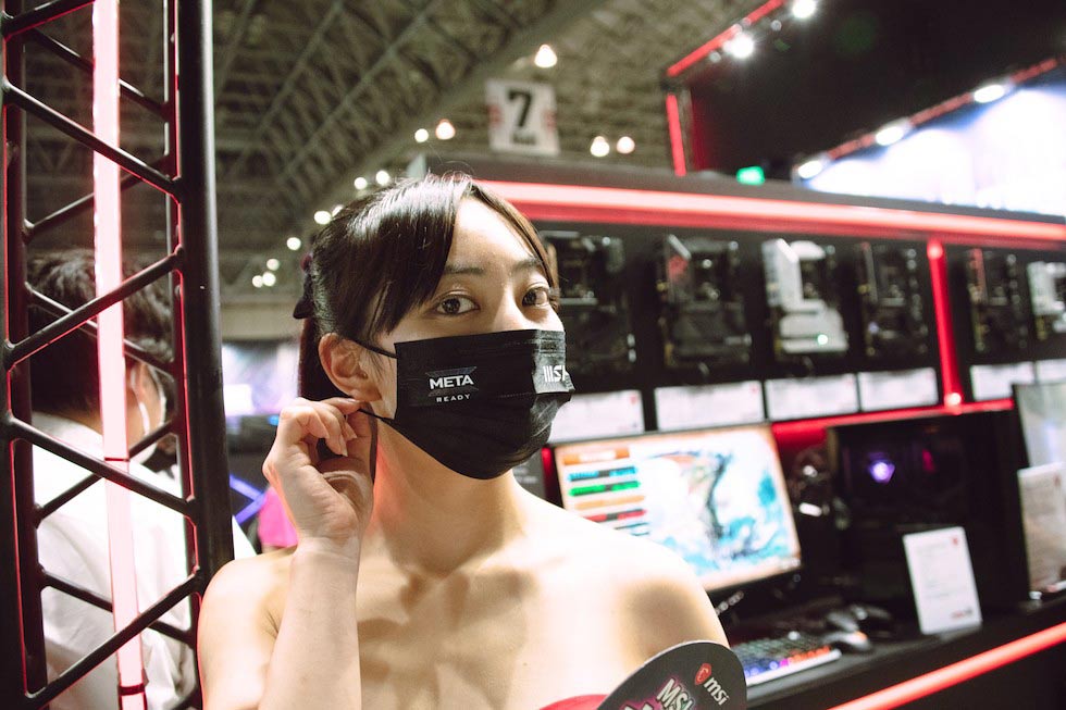 冗舌な視線 マスク時代のコンパニオン（MSI編）【TGS2022】：日経クロストレンド