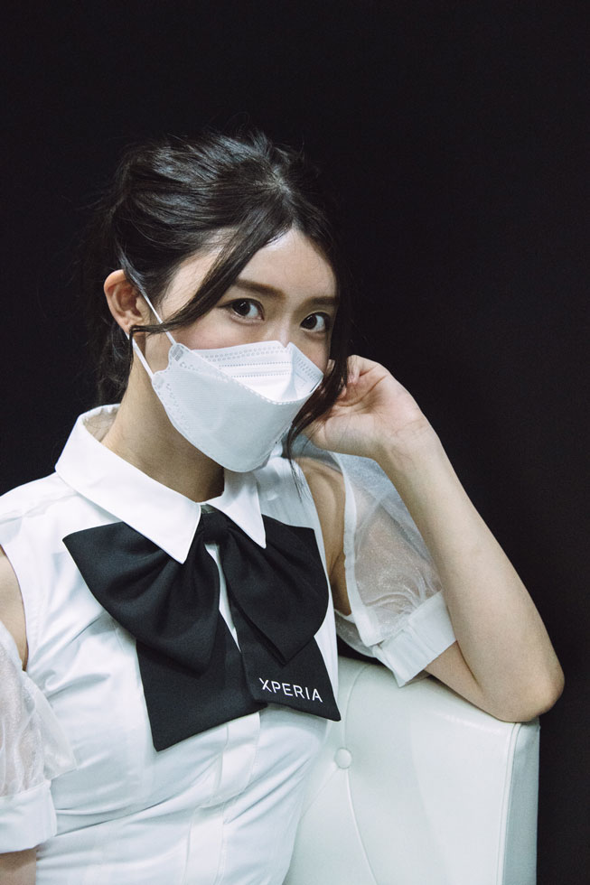 「控室」へようこそ マスク時代のコンパニオン（Xperia編）【TGS2022】：日経クロストレンド