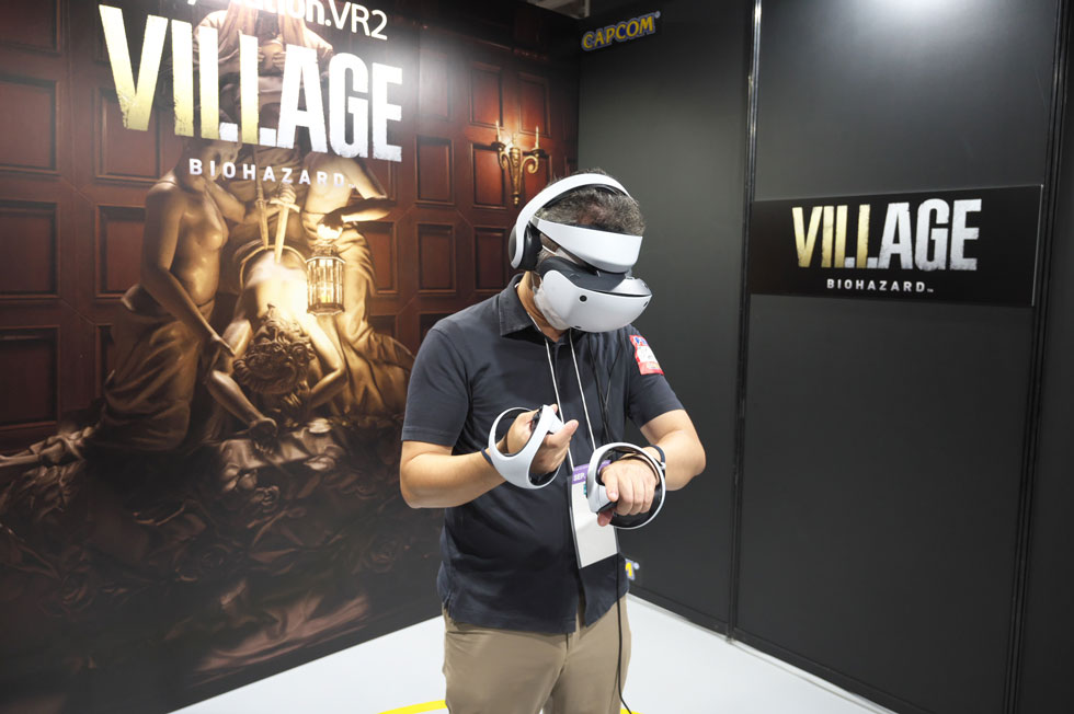 バイオハザード ヴィレッジをPlayStation VR2でいち早く体験【TGS2022】：日経クロストレンド