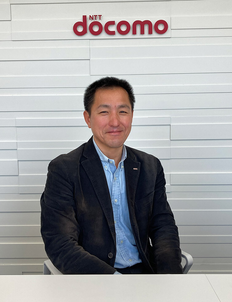 NTTドコモが推し進める「リテールDXプログラム」の深慮遠謀：日経クロストレンド